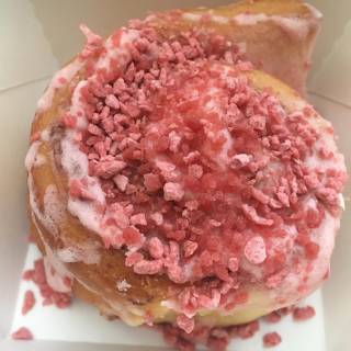 Sakura Items in Japan: Cherry Blossom-Themed Everything! | Tokyo Cheapo