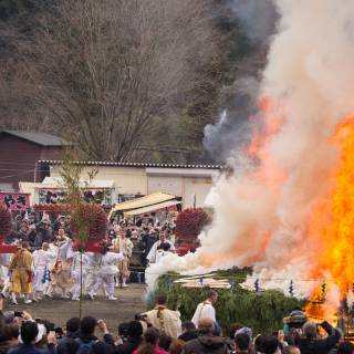 Tokyo Events This Week: Bargain Markets and a Fire-Walking Festival ...