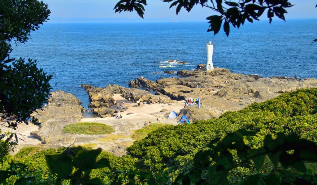 Miura Peninsula: A Summer Getaway from Tokyo with Fresh Seafood and ...