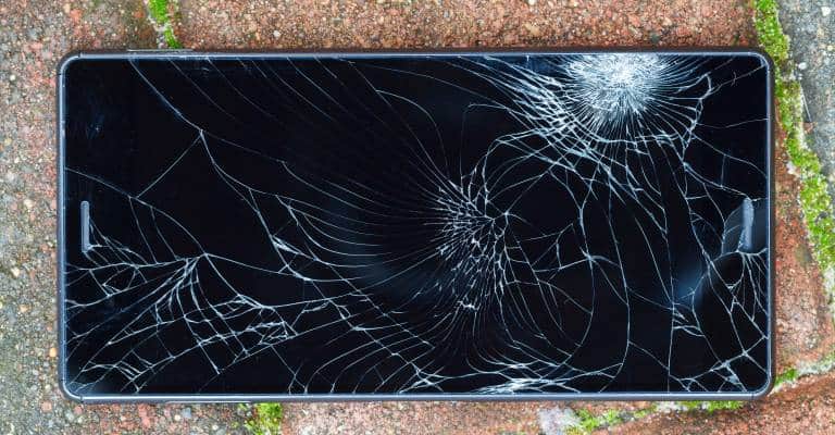 Getting your Broken Phone Repaired in Tokyo | Tokyo Cheapo