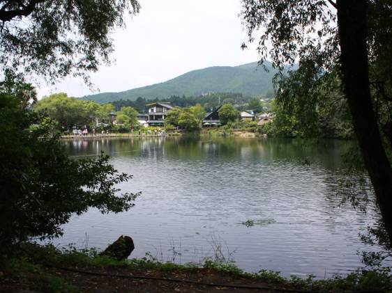 Lake Kinrinko | Japan Cheapo