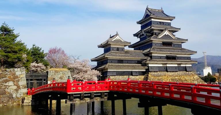10 Most Impressive Japanese Castles You Shouldn't Miss | Japan Cheapo