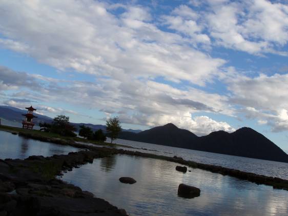 Lake Toya: Stellar Views and Hiking Through the Twilight Zone | Japan ...