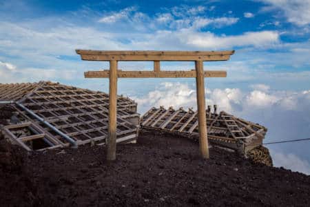 Climbing Mount Fuji from Sea to Summit, in Photos | Japan Cheapo