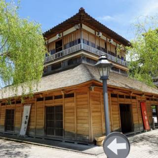 Yamashiro Onsen: Meiji-Era Hot Springs and Mountain Views | Japan Cheapo
